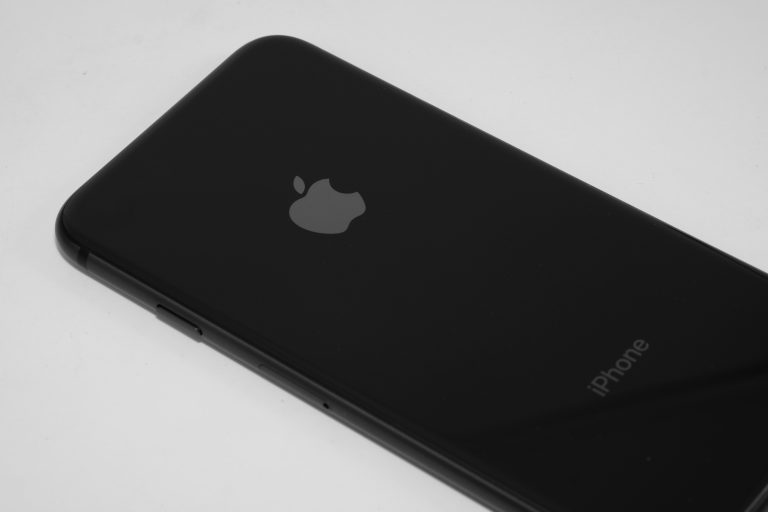 Non-camera iPhone SE (2020) (Ready-to-Use Set) - NonCam